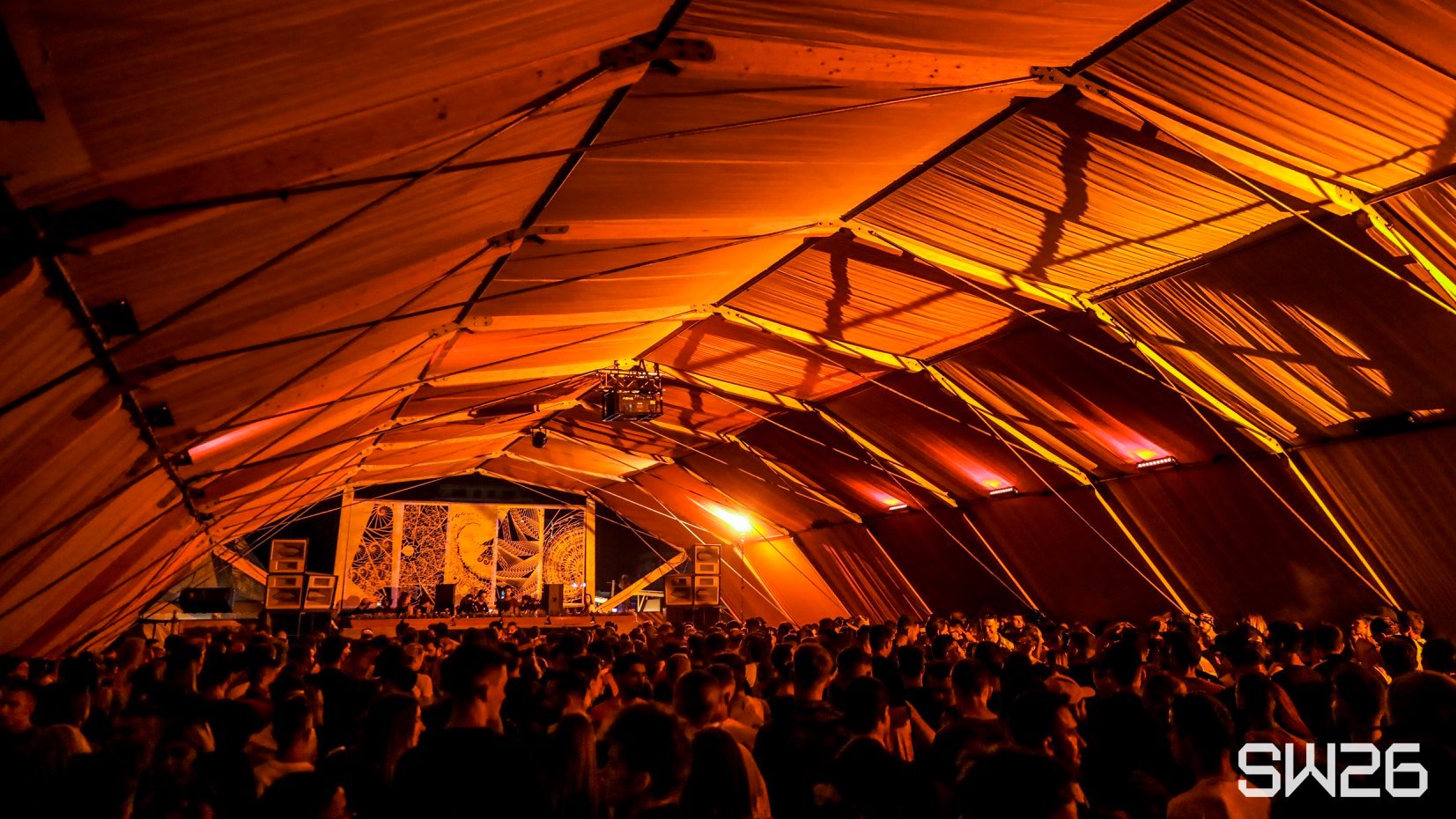 Sunwaves - Clubbing TV